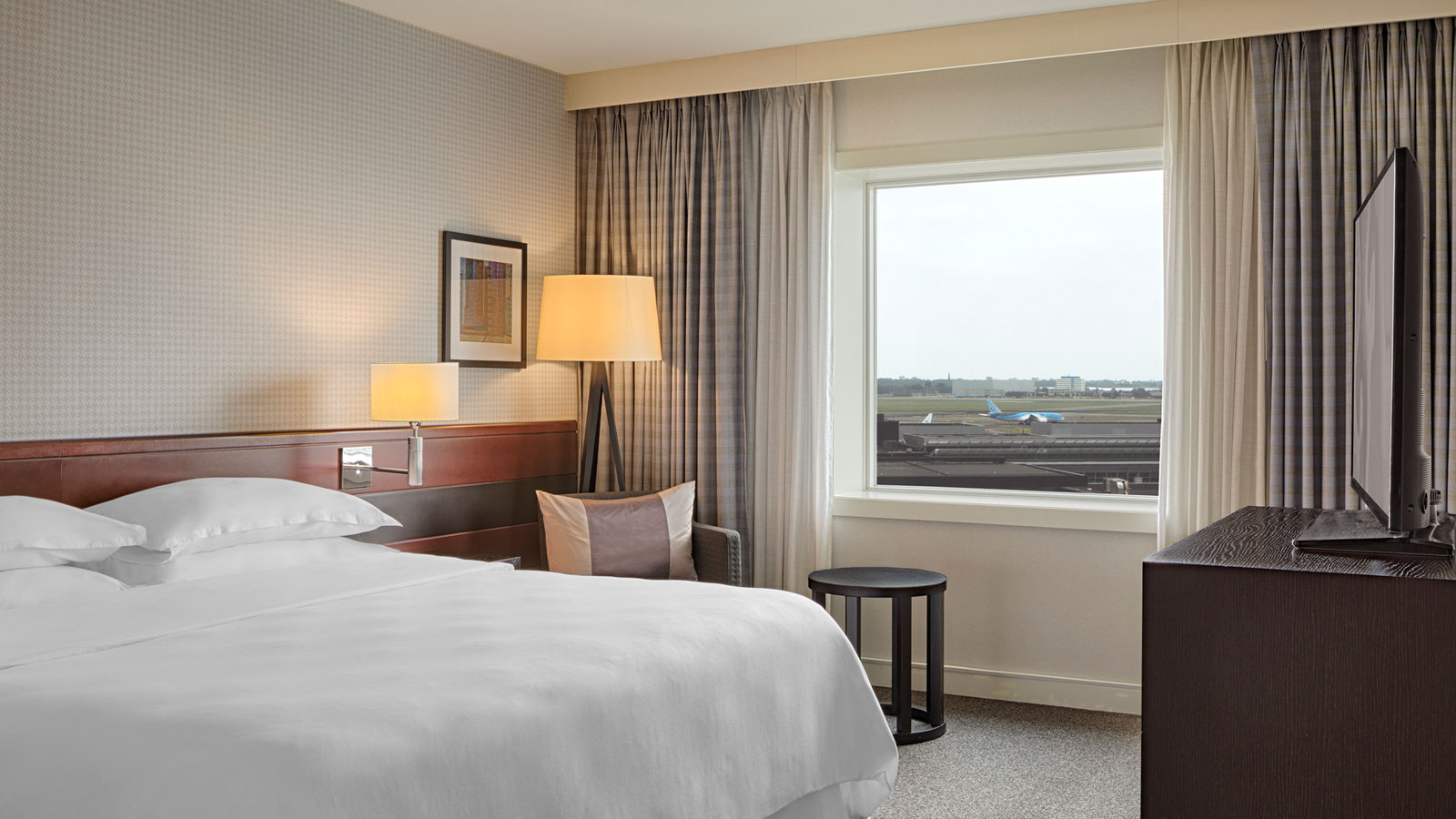 Sheraton Amsterdam Airport Hotel | Flughafenamsterdamparken.de